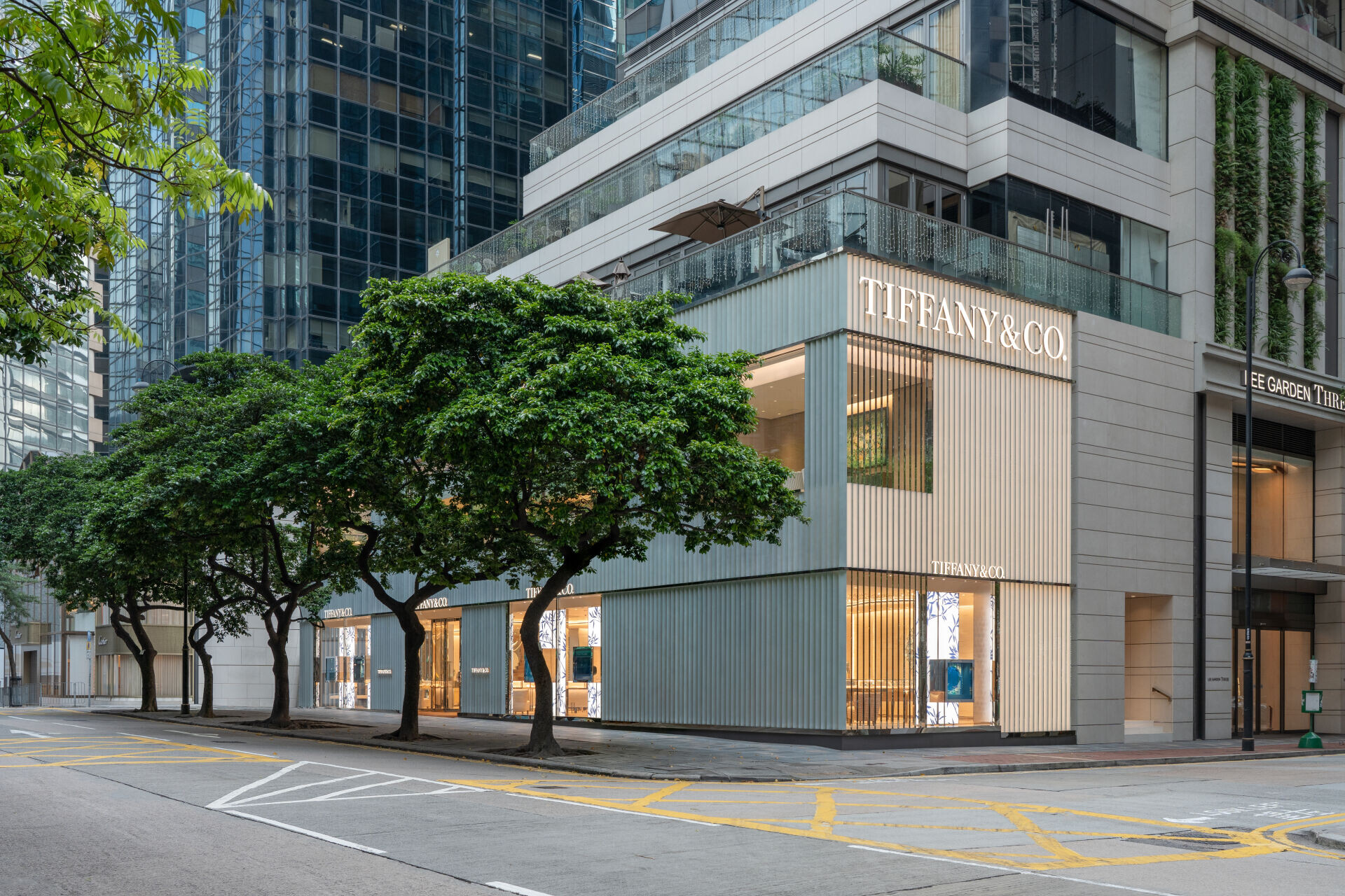 銅鑼灣TIFFANY & CO. BLUE BOX CAFÉ 6.13開幕！米芝蓮星級名廚主理 即睇新店3大亮點 | am730