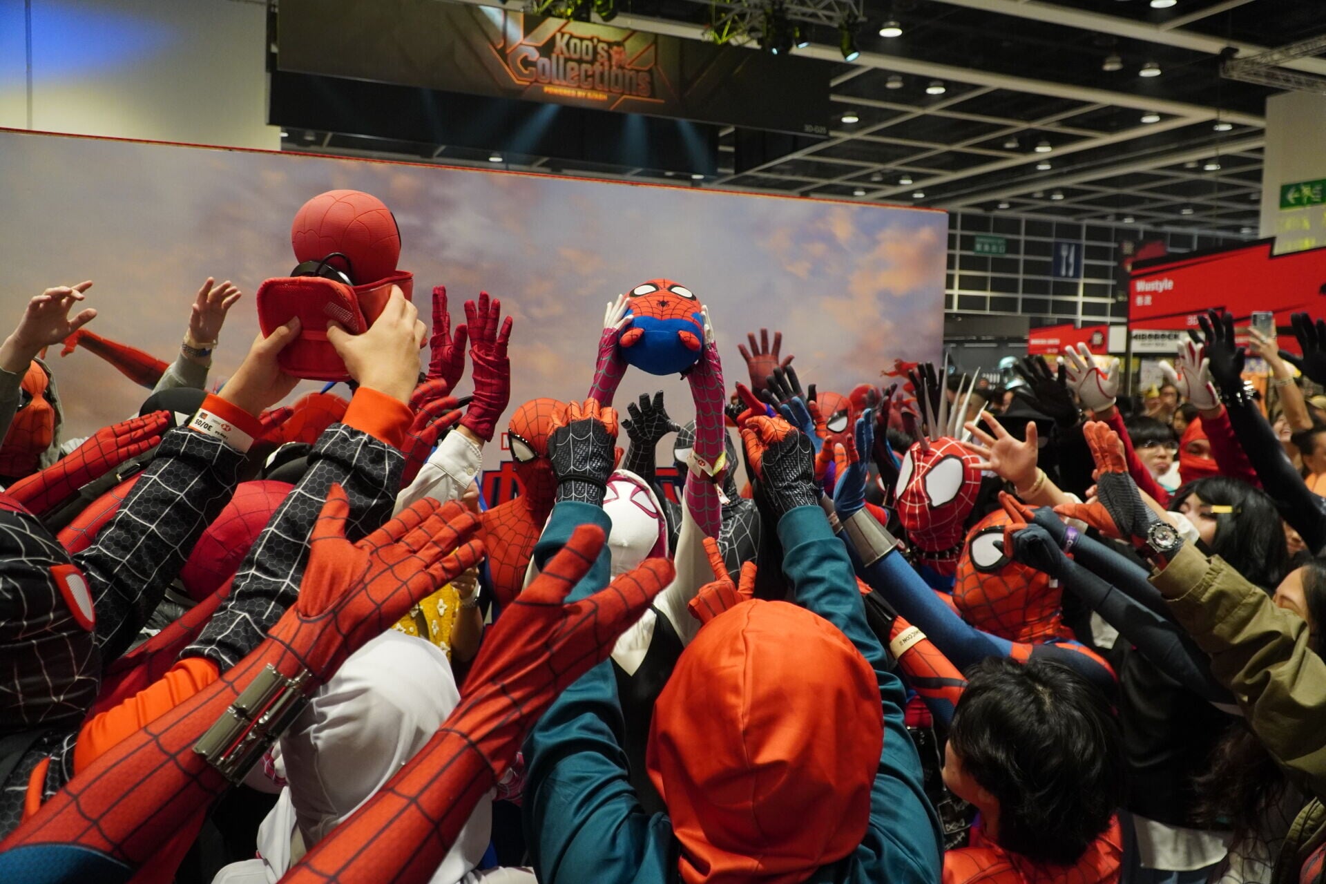 逾30隻蜘蛛俠惡搞互指 將MEME搬入Comic Con | am730