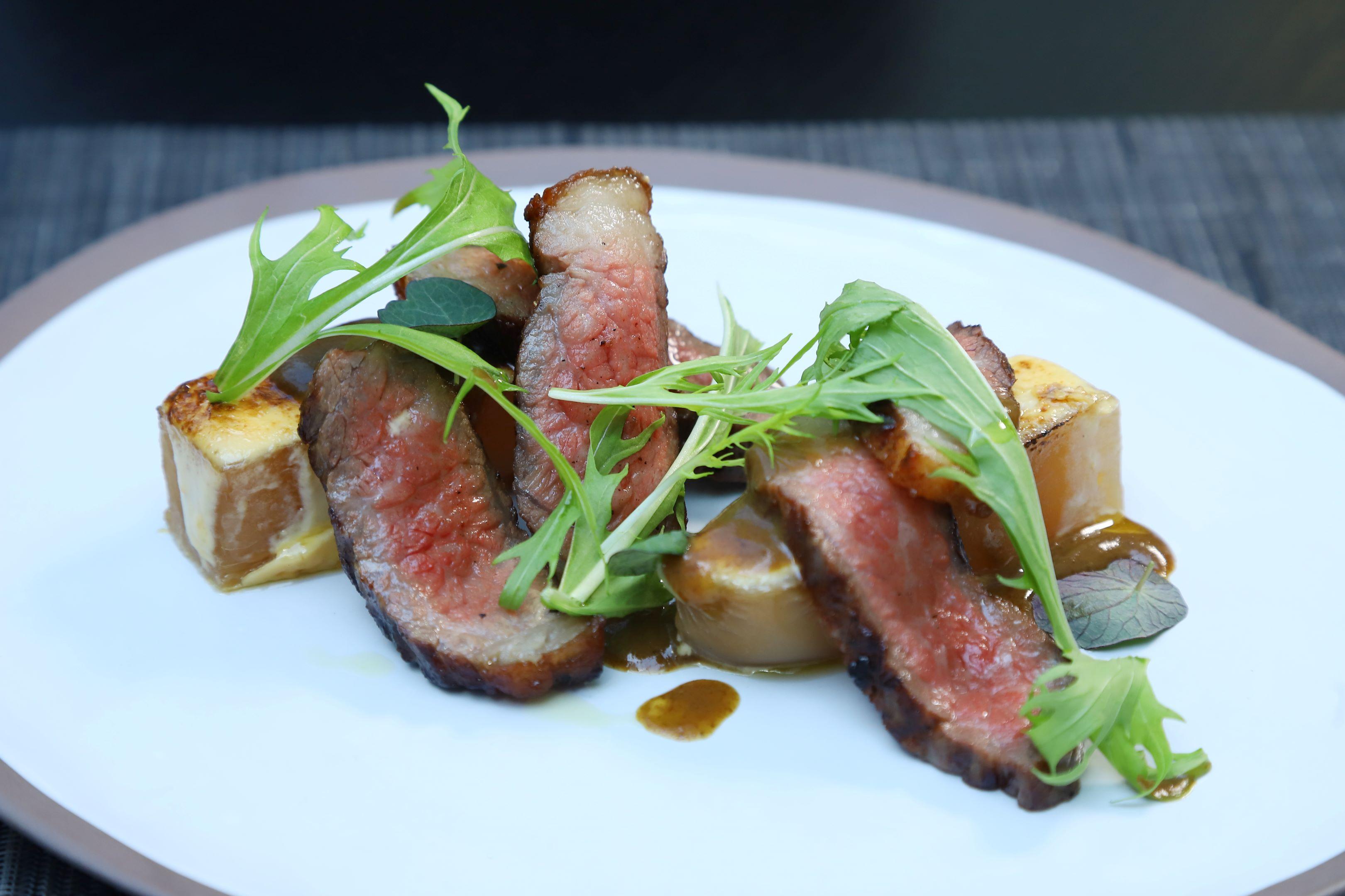 尖沙咀美食｜尖沙咀高CP值打卡餐廳 午市最平$168起 意日Fusion菜 歎刺身/和牛漢堡/甜品 | am730 | am730