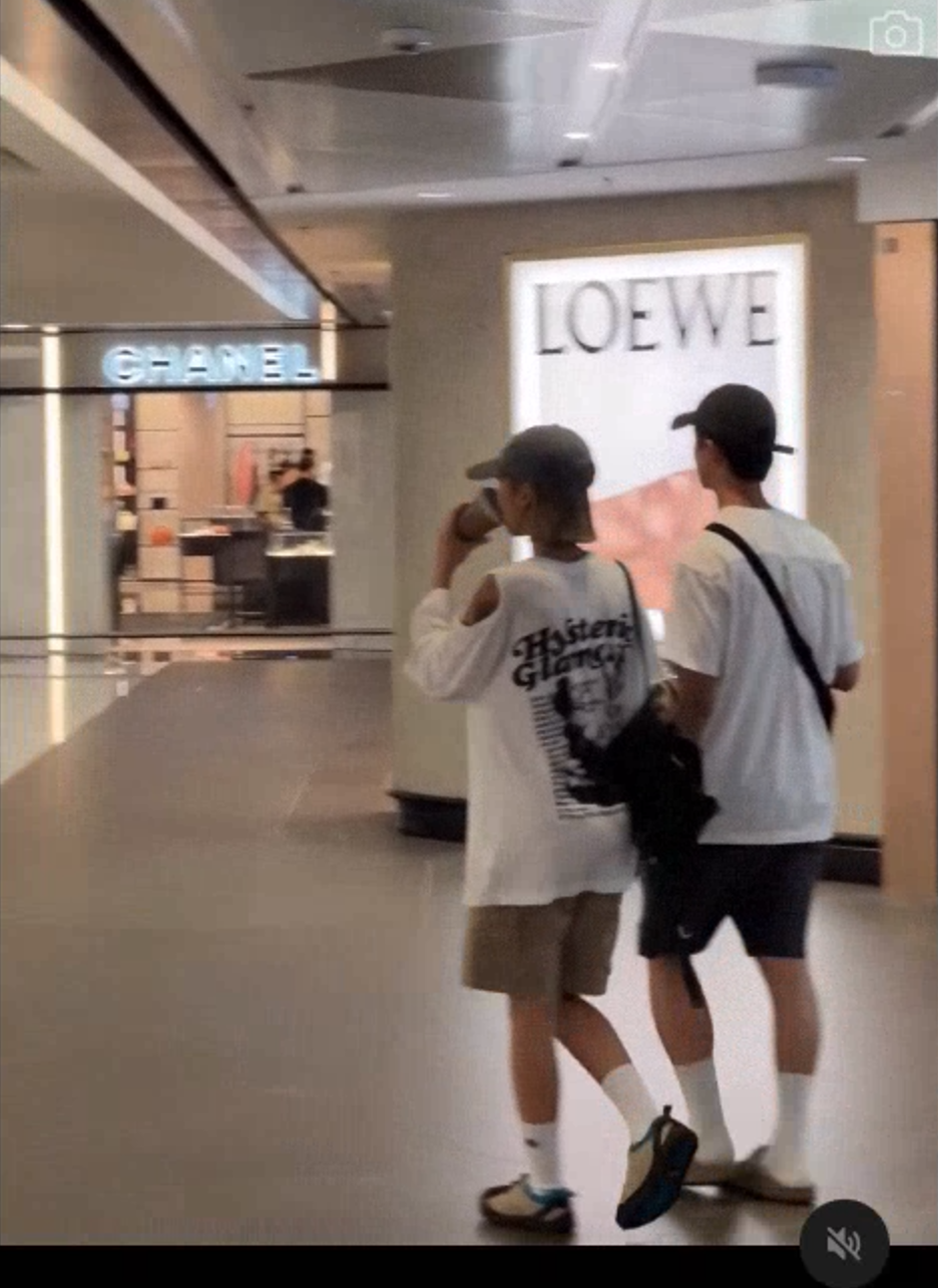 Marf@COLLAR孖Locker拍拖同遊泰國 大方認愛獲網民支持 | am730 | am730