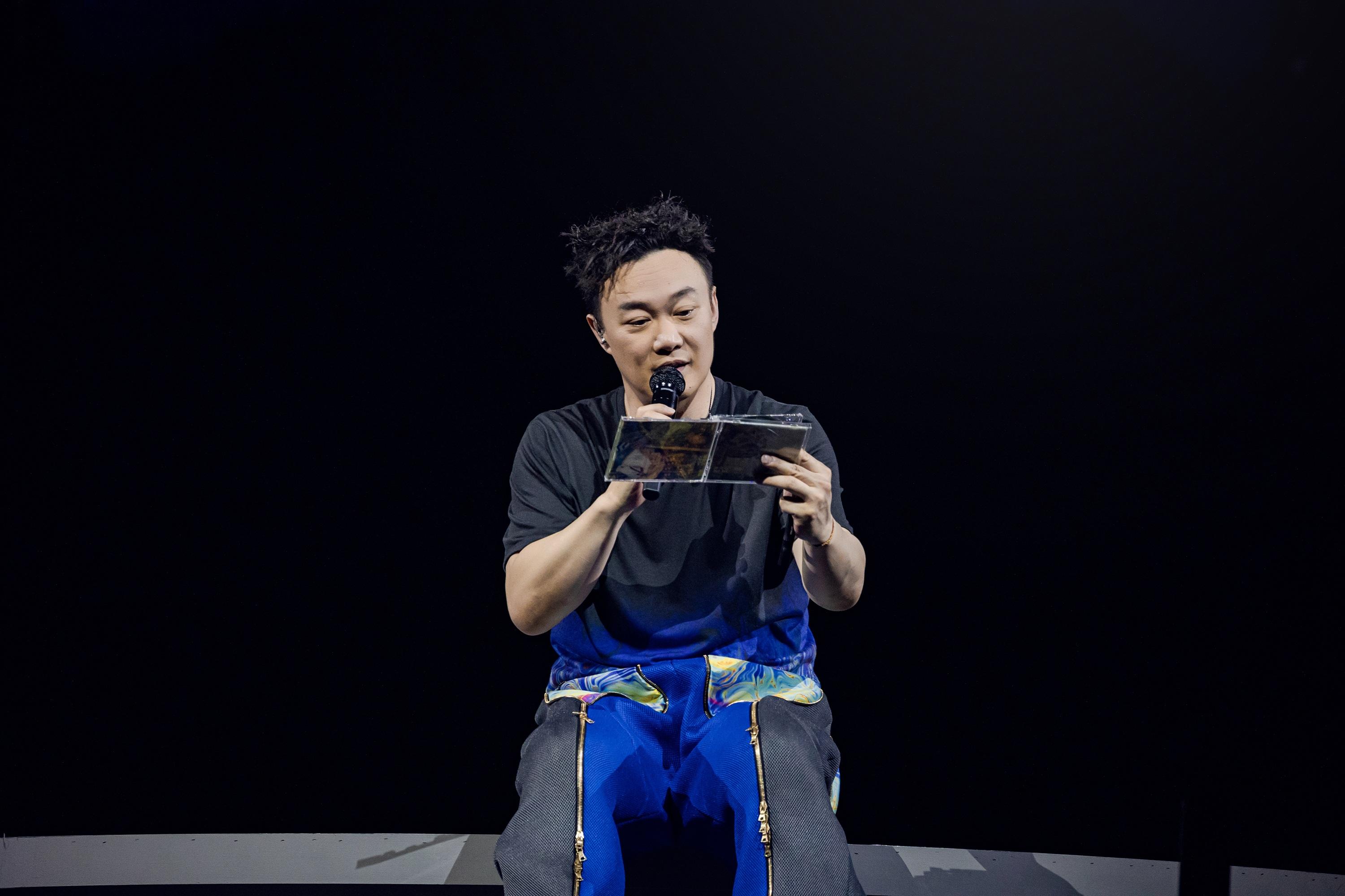 陳奕迅Eason推出「FEAR and DREAMS」紀錄片 絕密紀錄七年喜怒哀樂 | am730 | am730