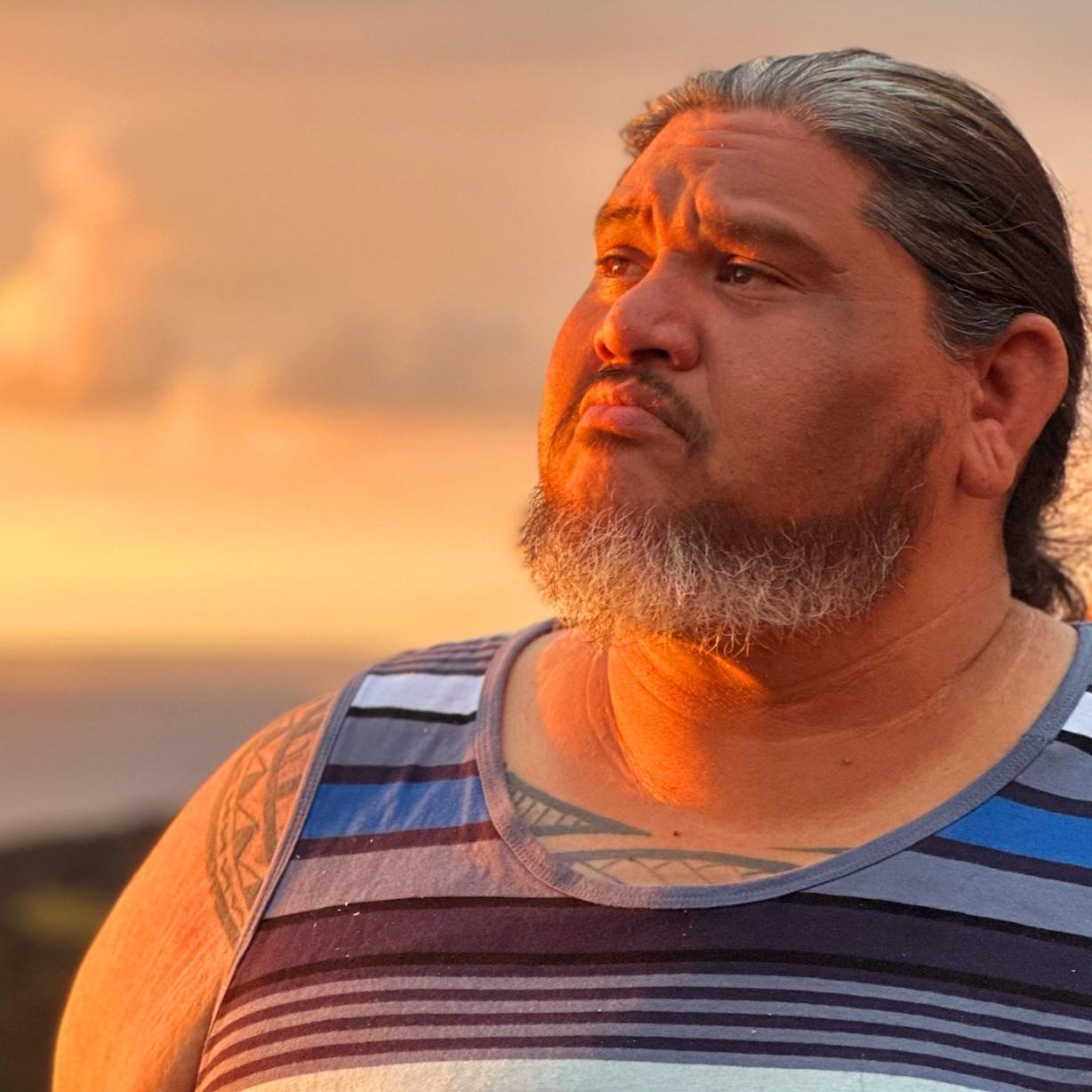 史迪仔｜真人版《史迪仔》夏威夷男星David Hekili Kenui Bell猝逝 終年57歲 | am730 | am730