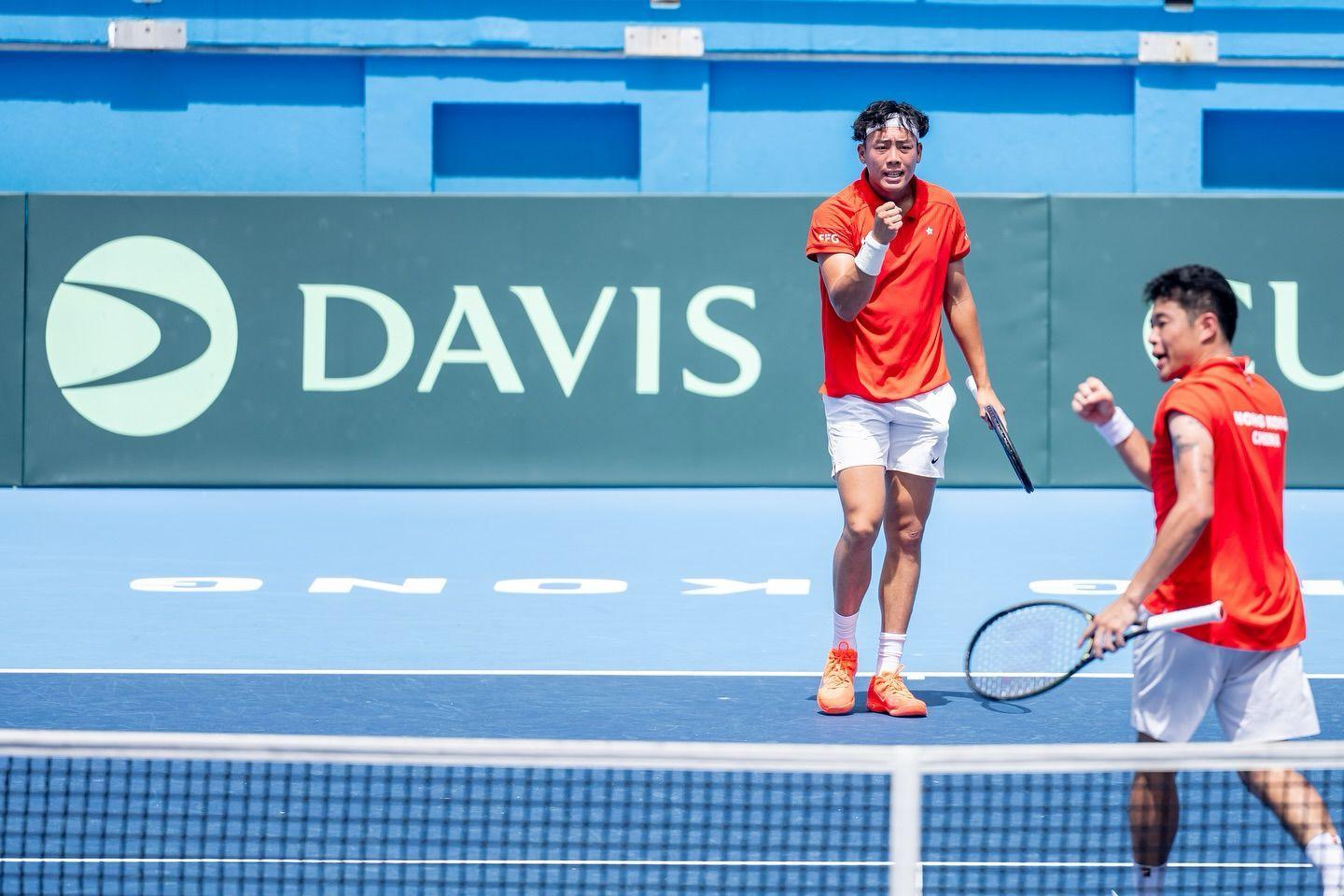 台維斯盃｜黃澤林一天雙賽奠勝 領香港隊挫烏茲別克向世界一組邁進 | am730 | am730