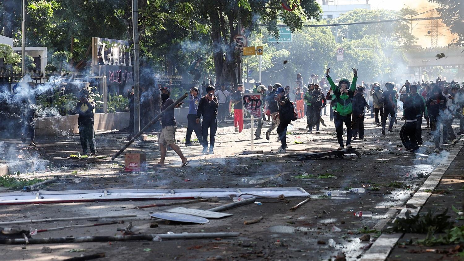 【逃犯條例】金融時報：中央拒絕林鄭月娥數度請辭 「要收拾爛攤子」 | am730 | am730